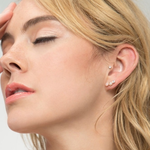 Dogeared | Jewelry | Dogeared Rose Gold Three Stone Stud Earrings ...